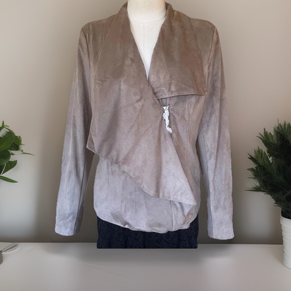 H by Halston | Jackets & Coats | H By Halston Tan Beige Faux Suede ...